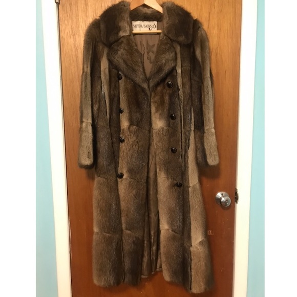 Victor/Sacks | Jackets & Coats | Victorsacks Philadelphia Fur Long Coat ...